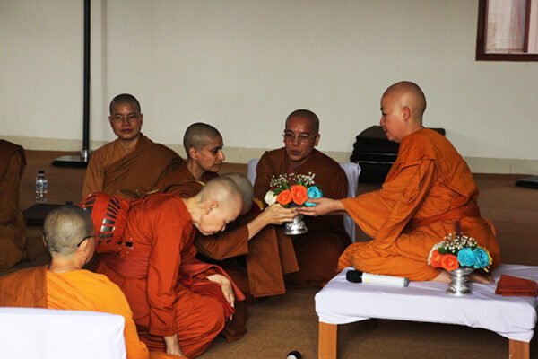Buddhazine | Upasampada Bhikkhuni Theravada Pertama di Indonesia ...