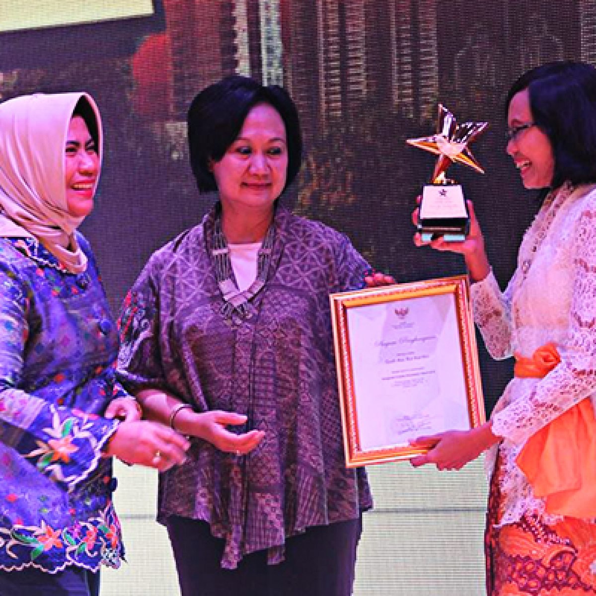 Sendratari Tunggak Semi Badra Santi – Buddhazine