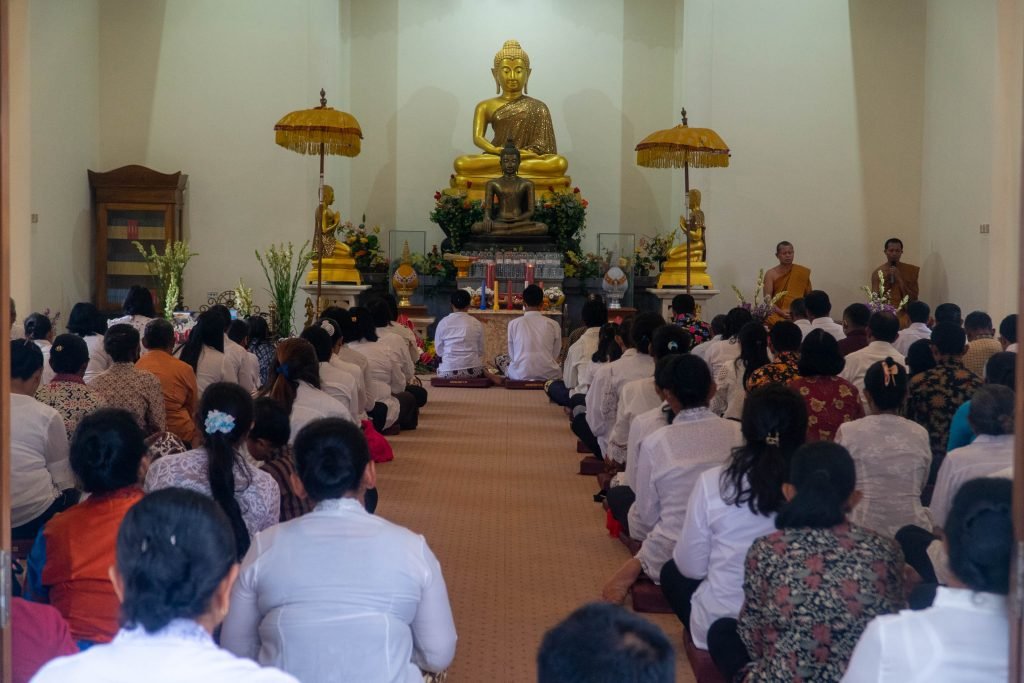 Buddhazine | Magha Puja Vihara Dharma Surya: Mencapai Kebahagiaan Hidup ...