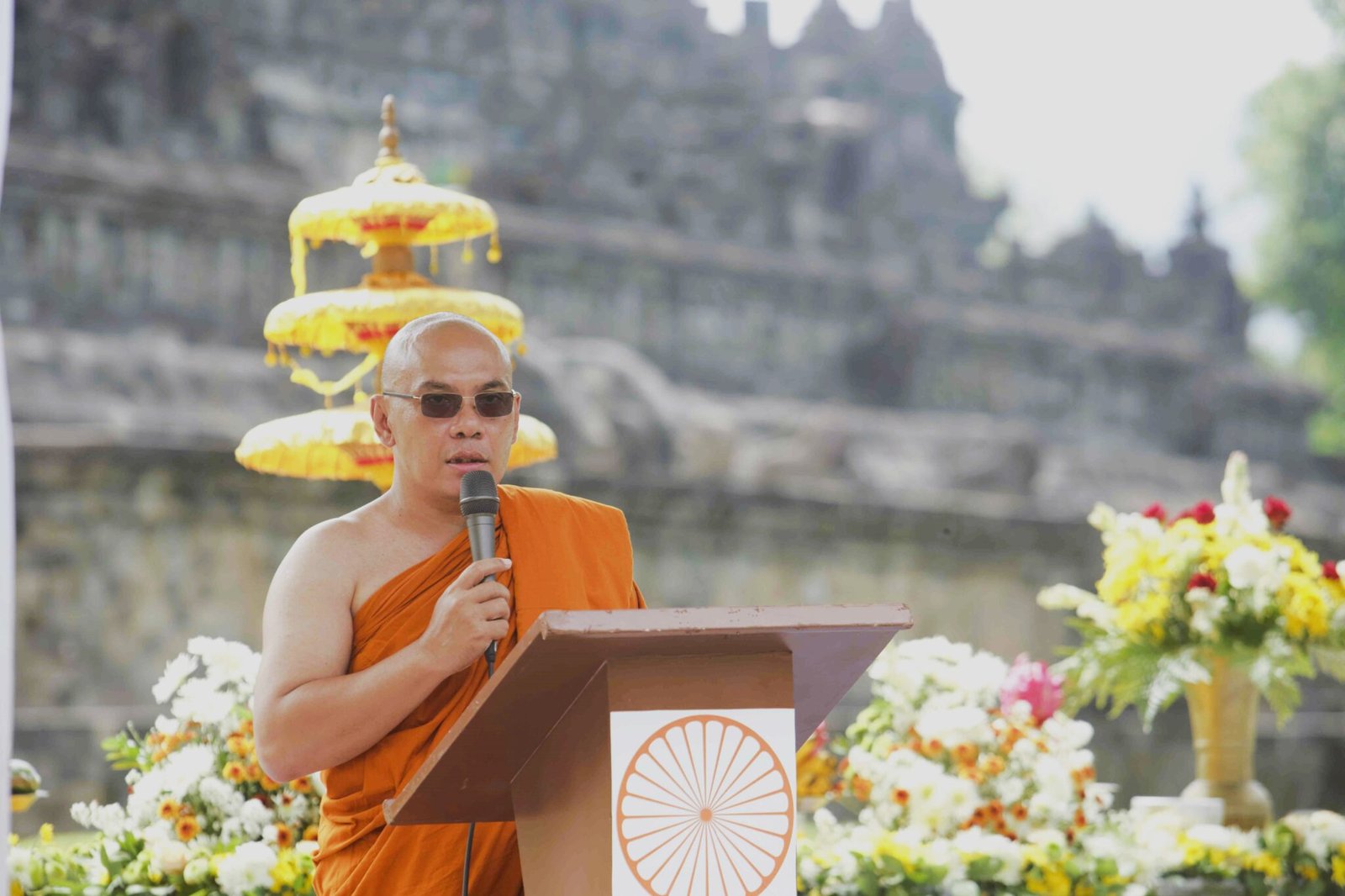 Buddhazine | Sejarah Baru: Upasampada Bhikkhuni Theravada Pertama di ...